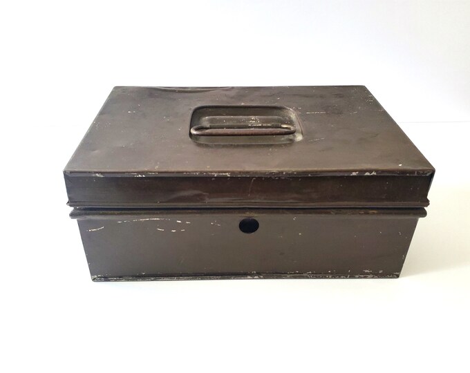 Vintage Hinged Army Green Metal Box Metal Storage Box Organizing ...