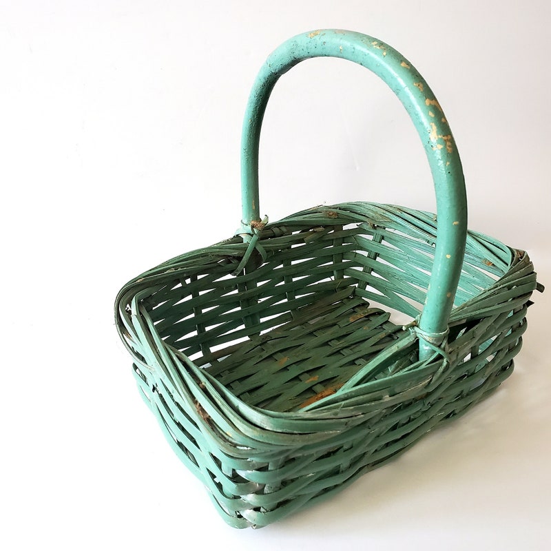 Small Wicker Basket - Etsy