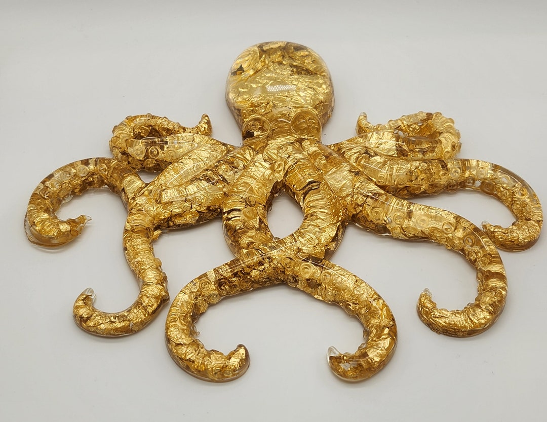 Octopus With 24k Gold Leaf. Crystal Clear Resin Octopus With 24k Gold ...