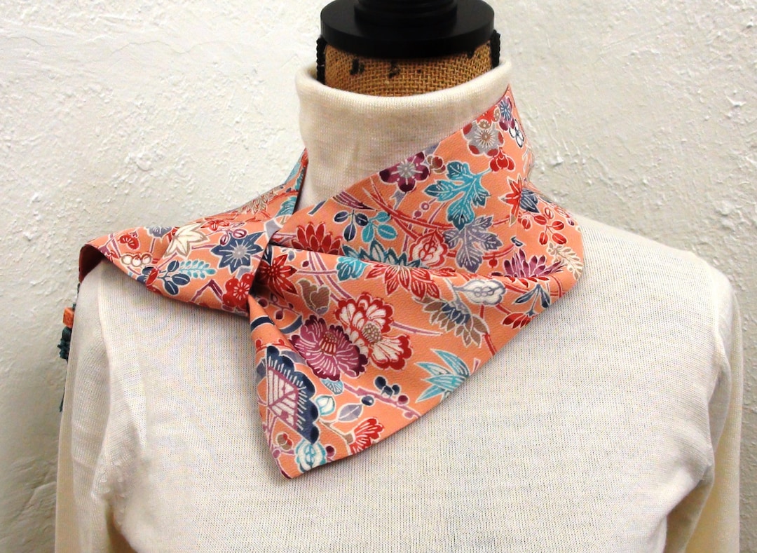 Vintage Japanese Kimono Silk Scarf With Tussel (flowers in Salmon Pink ...
