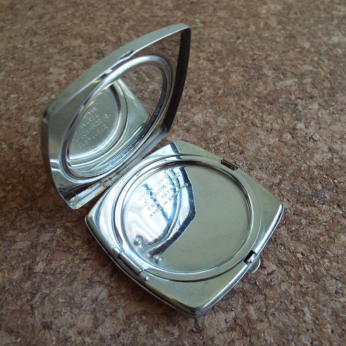 Vintage Art Deco Stratton's Self Compressing Powder Compact Chrome and ...