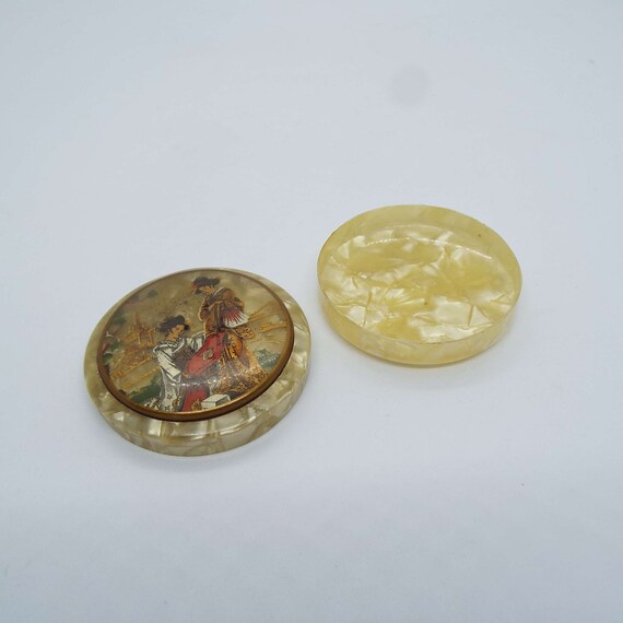 Vintage Celluloid Powder Compact Japanese Scene to Li… - Gem
