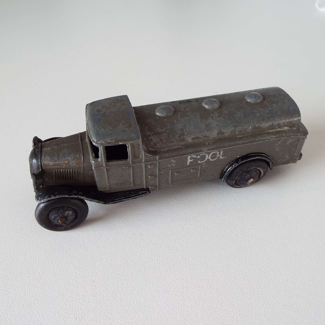 Rare Vintage Dinky 25d Petrol Tanker Wagon Wartime Pool Collectable Toy ...