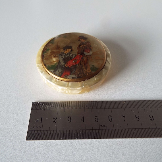 Vintage Celluloid Powder Compact Japanese Scene to Li… - Gem