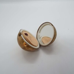 Vintage 1950's Pygmalion Powder Compact Novelty Sphere Globe Powder ...