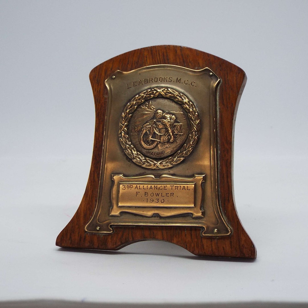 Vintage 1930 Motorcycle Plaque Medal Leabrooks Motorcycle Club Alliance ...