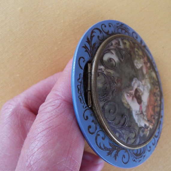 Vintage Art Deco Bakelite Powder Compact Blue Bakelit… - Gem