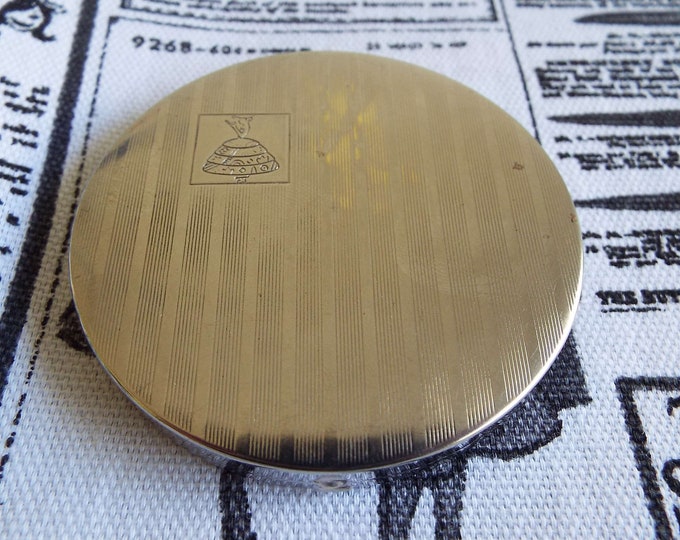 Rare Vintage 1920's Tre-jur Powder Compact Petite Single Vanity Tre-jur Powder Compact Crinoline ...