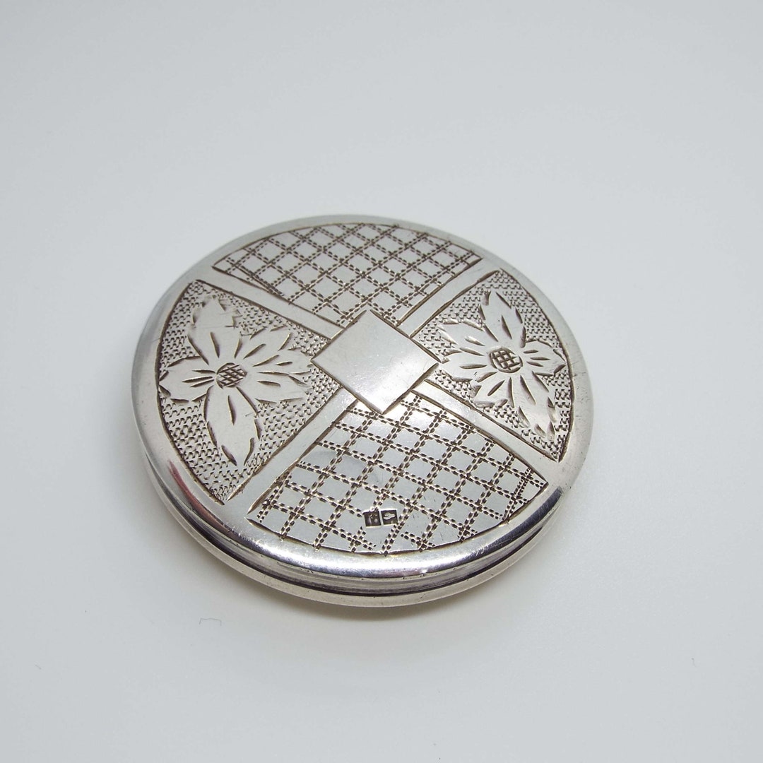 Vintage Egyptian Silver Powder Compact Flowers Floral Pattern Vanity ...