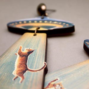 KITTY UP ++ Surreal Vintage Styled Illustration Ginger Cat Beamed up by ...