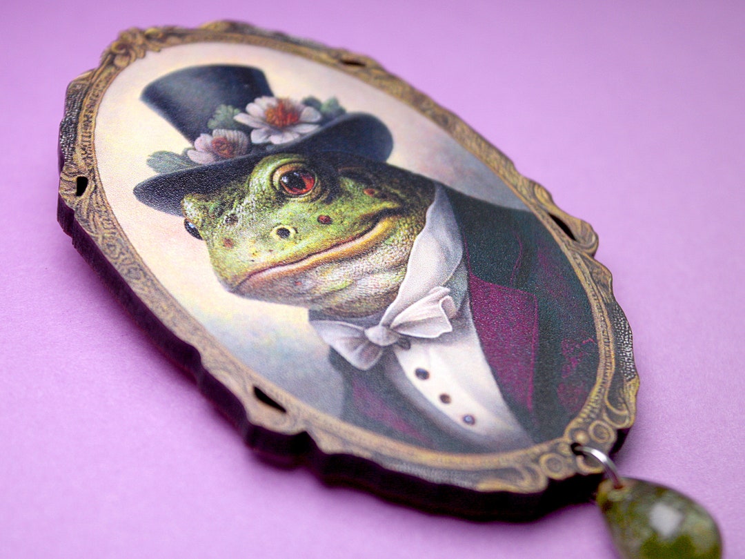 TOAD COUTURE ++ Big Brooch Art Nouveau Surreal Frog in Taxedo Hipster ...