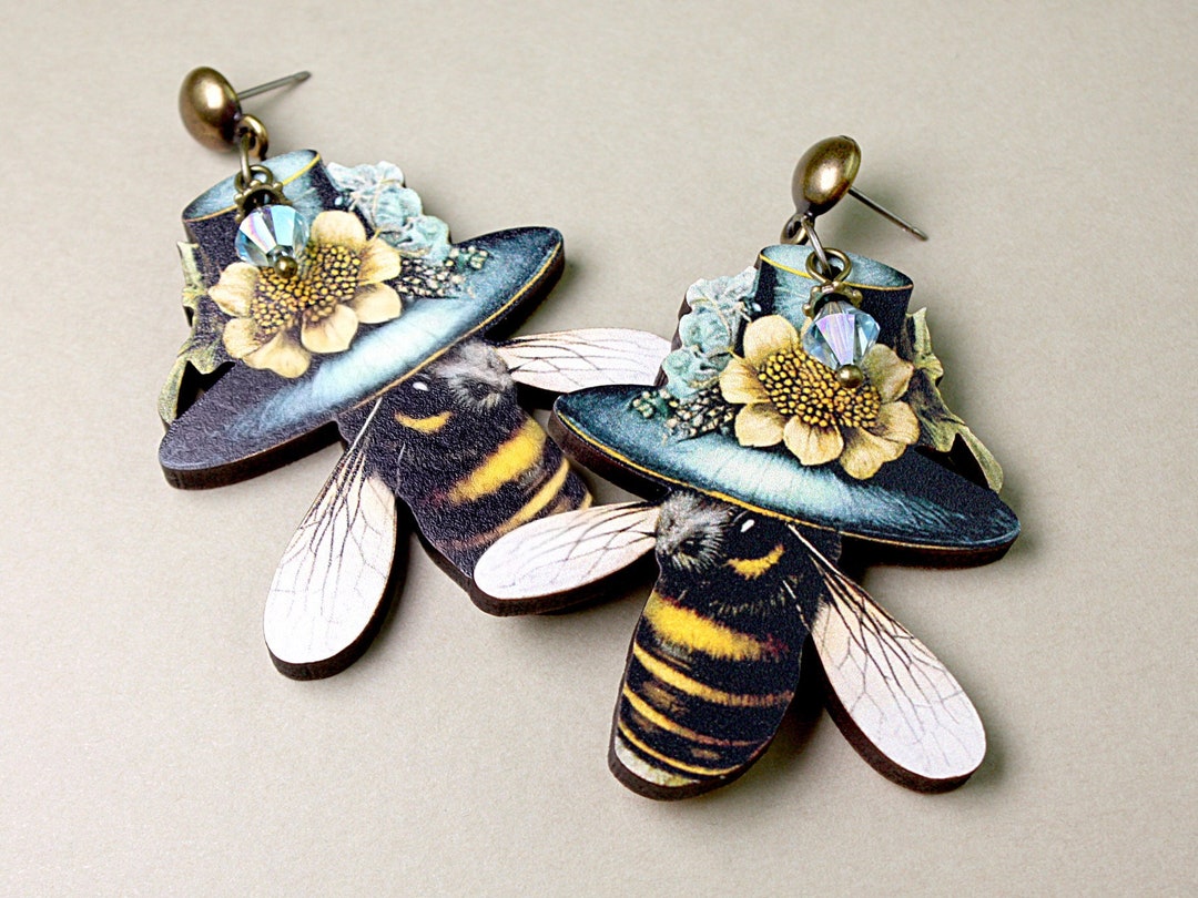 MAD HONEY HATTER ++ Whimsical Wooden Earrings Studs Lasercut Vintage ...
