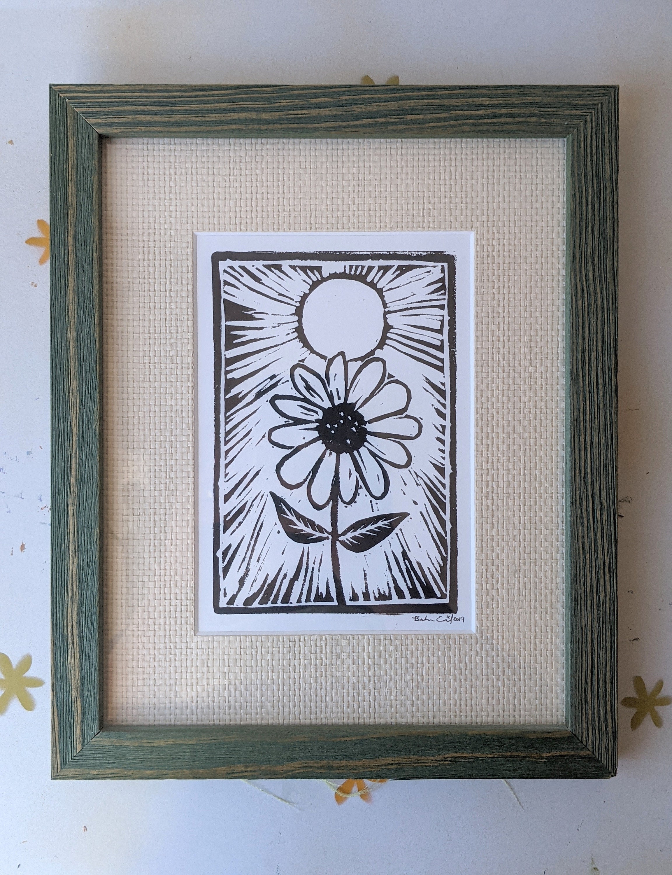 Daisy Linocut Print in Rustic Green Frame - Etsy