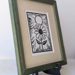 Daisy Linocut Print in Rustic Green Frame - Etsy