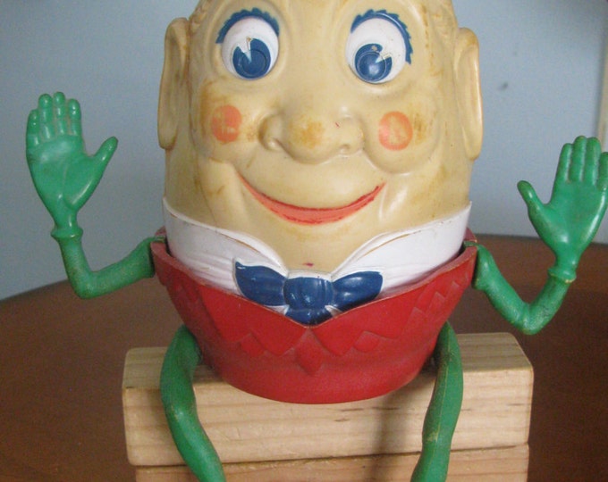 Vintage Humpty Dumpty Plastic Puzzle Toy / Collectible Toy / - Etsy