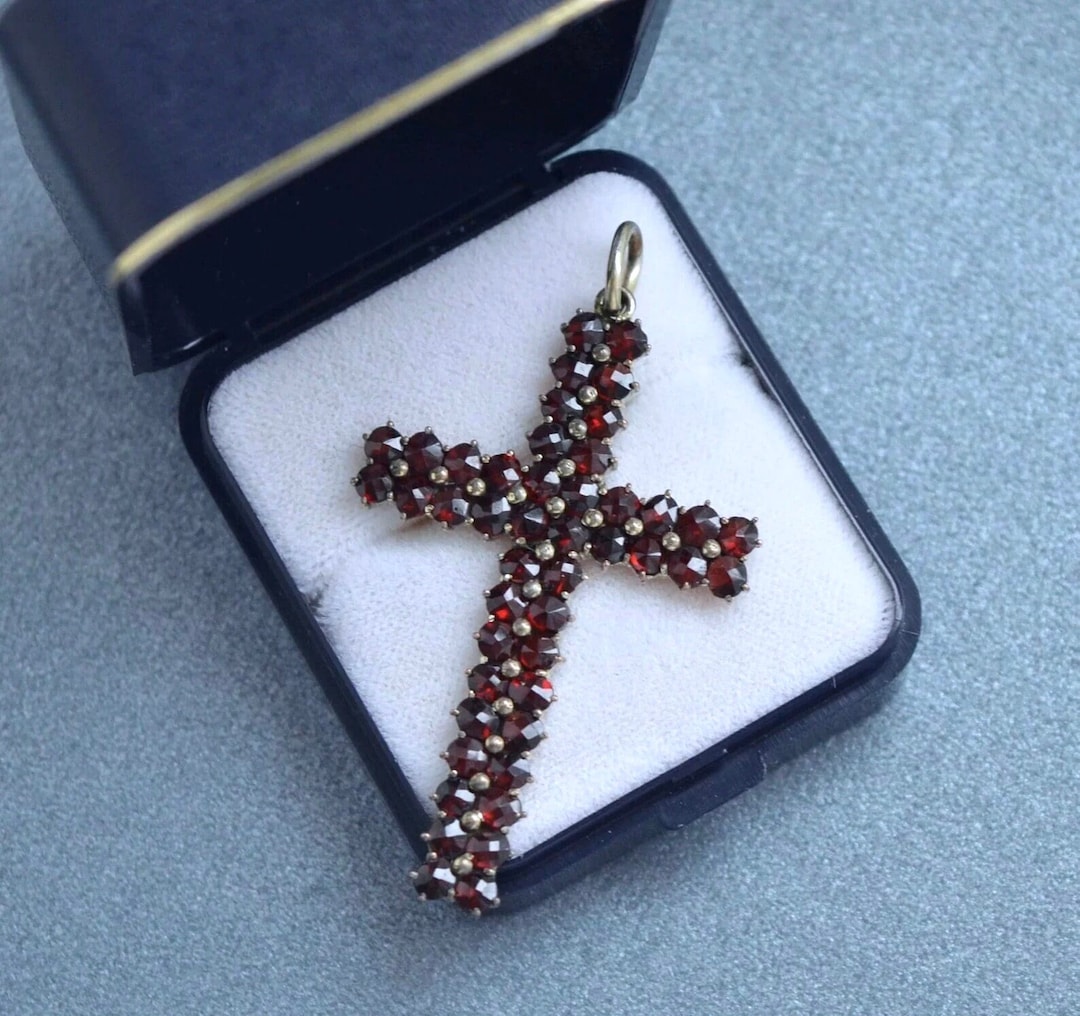 Large Antique Bohemian Garnet Cross Pendant - Etsy