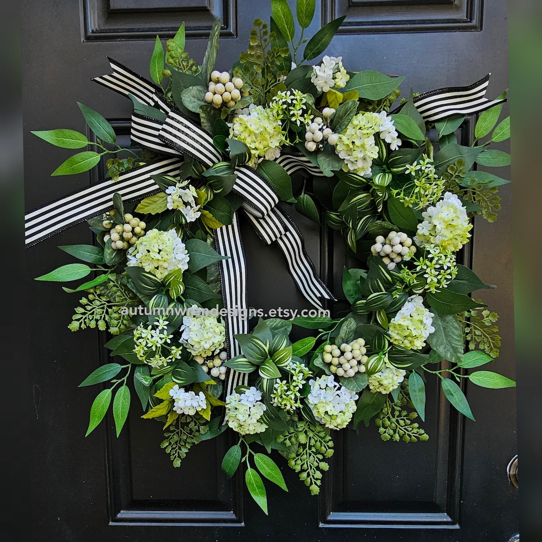 Green Hydrangea Spring Wreath, Pale Green Berry, Farmhouse Black and ...