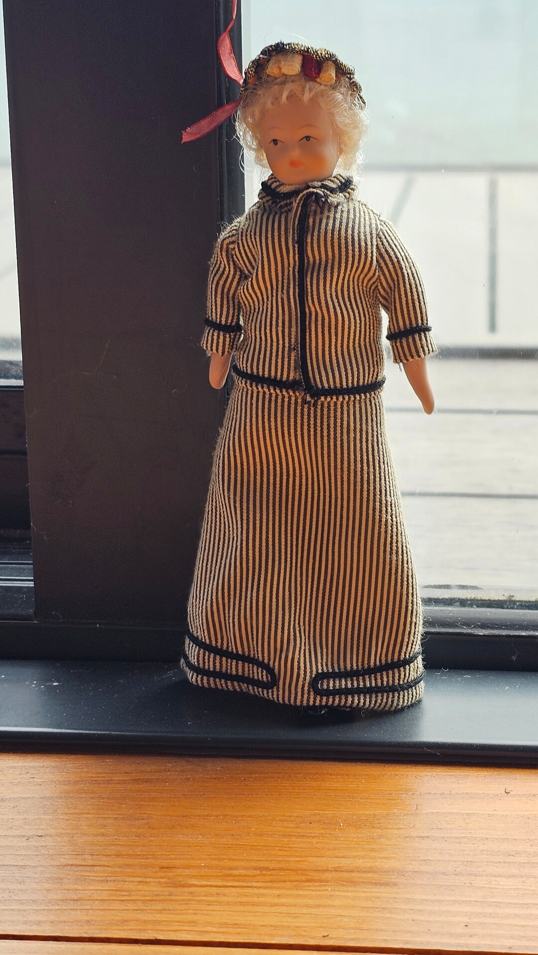 1:12th Scale Doll, Dolls Miniature, Pre Owned / Doll, QDLL186 - Etsy