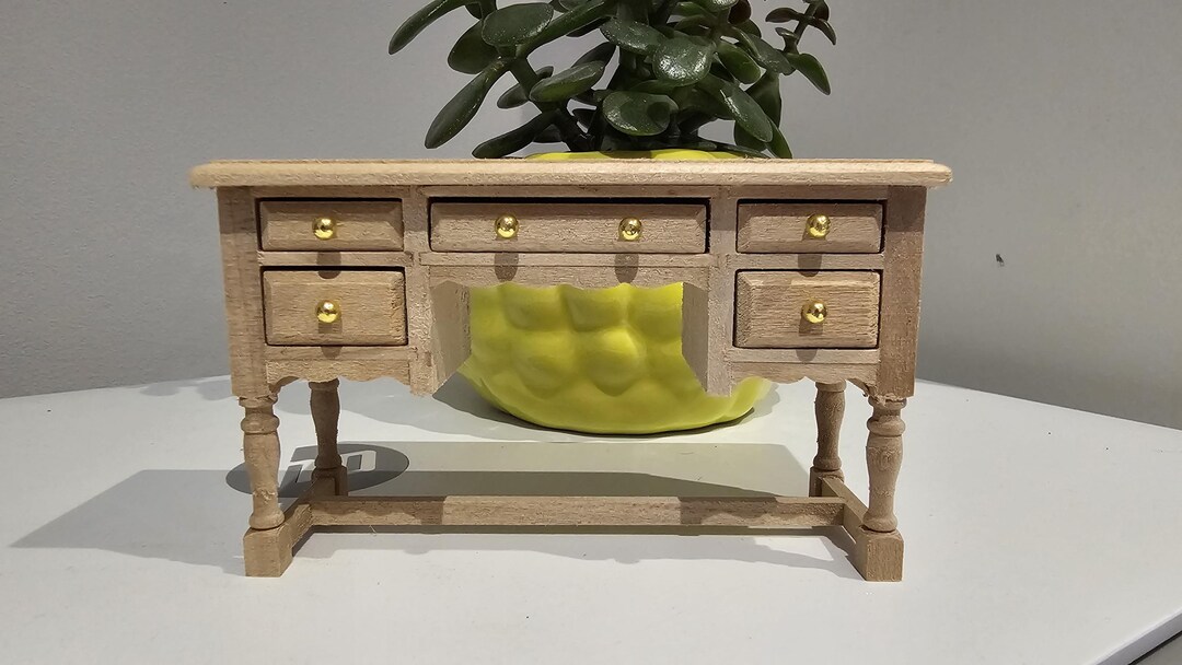 1:12th Doll House Scale Miniatures, Furniture, 1/12 Scale Dressing ...