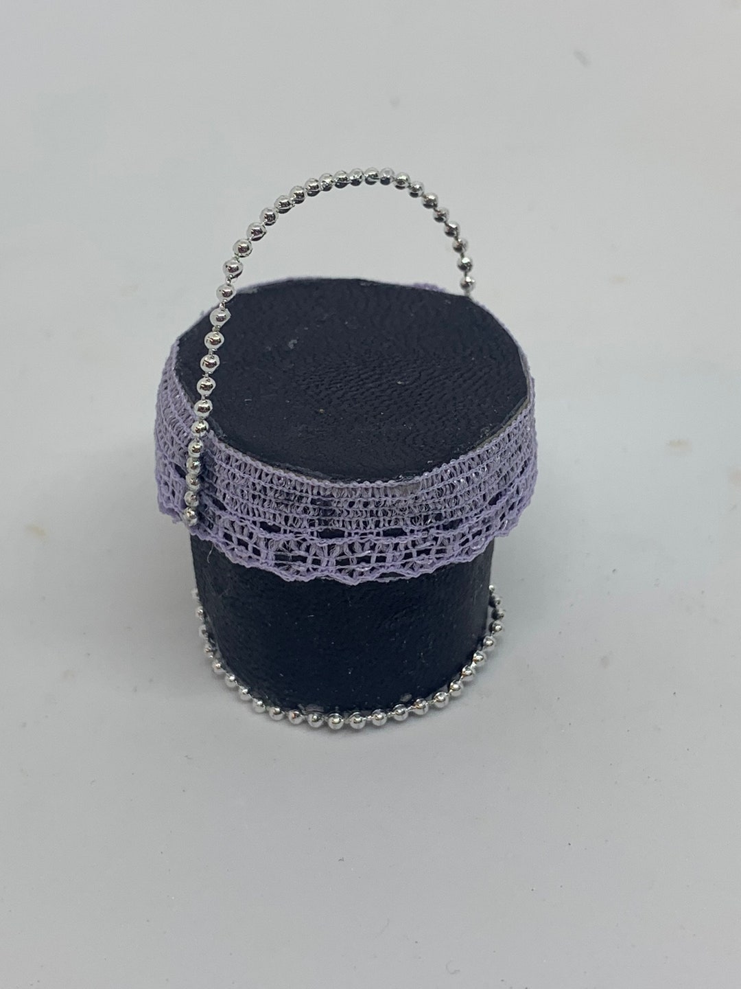 1/12th Scale Miniatures Dolls House Miniatures Furniture/ Shop / HAT ...