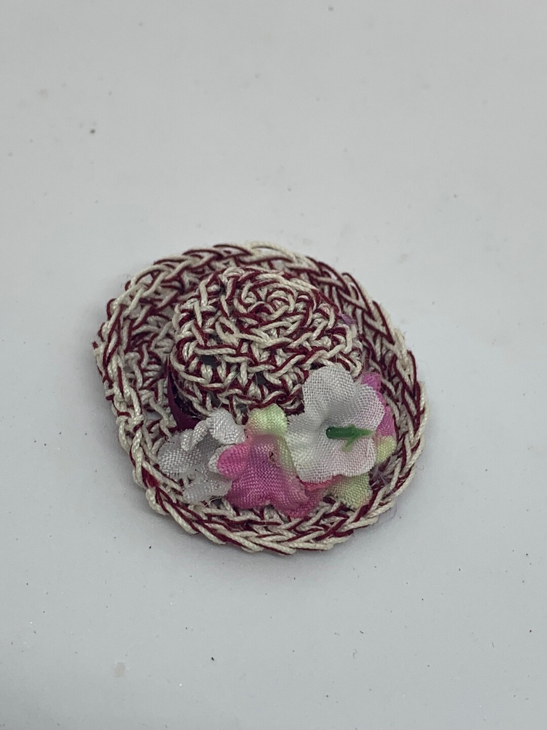 1/12th Scale Miniatures Dolls House Miniatures Furniture/ Shop / HATS ...