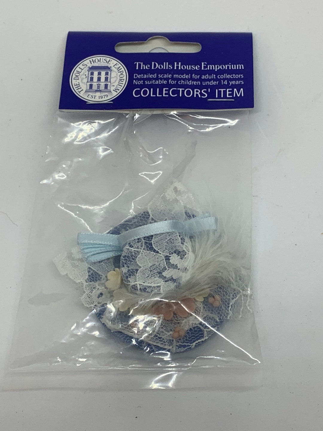 1/12th Scale Miniatures Dolls House Miniatures Furniture/ Shop / HATS ...