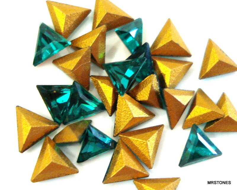 6 Pc Lot 4mm Emerald Triangles Vintage Swarovski Gold Foiled - Etsy Israel