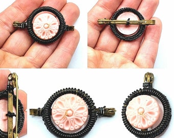 Amazing Original 1940s Wirework Make Do and Mend Wartime Brooch in Red and Cameo Button in the ...