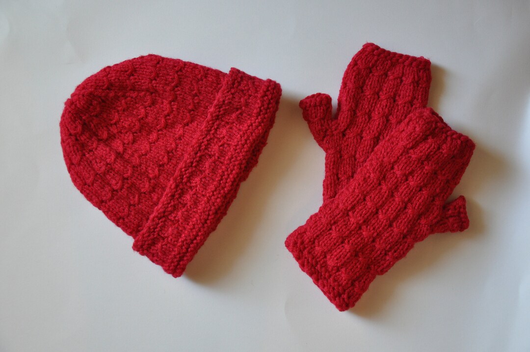 Red Wool Hand Warmers and Cap Set / Hand Knit Wool Fingerless Gloves ...