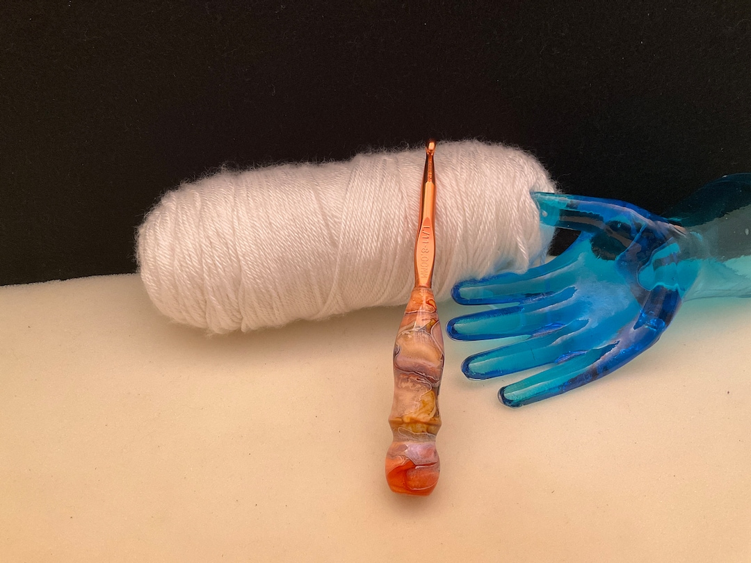 Boye Hook L / 8.00 1 Handmade Too Shay Crochet Hook Handle With Boye ...