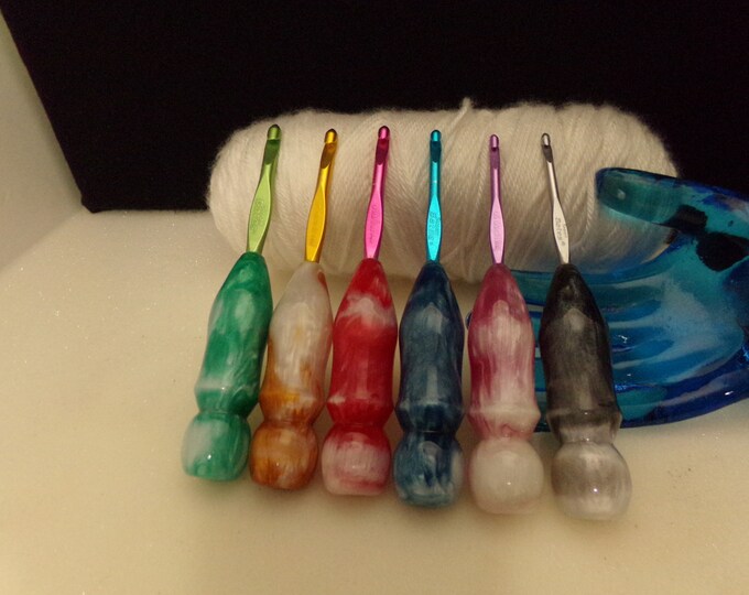 Susan Bates 6 Handmade Acrylic Too Shay Crochet Hook Handle With Susan ...