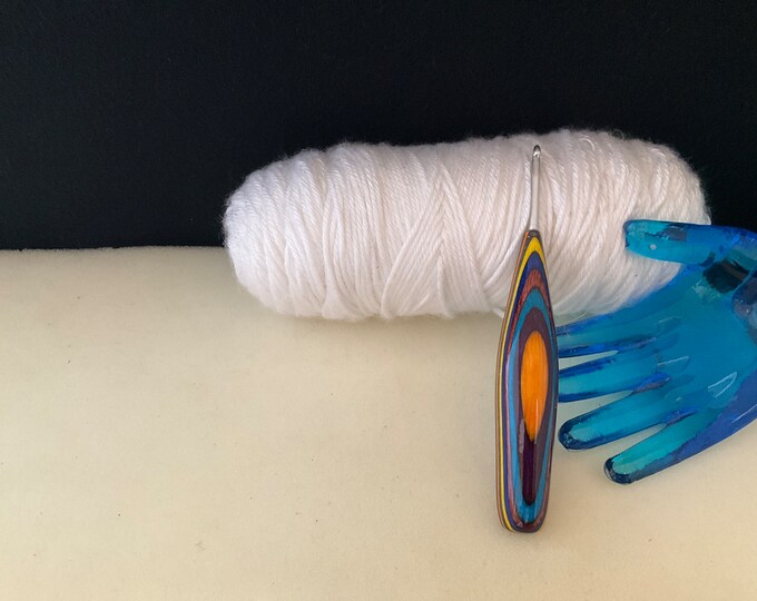 Clover Amour G / 4.00 Handmade Too Shay Crochet Hook Handle With Color ...