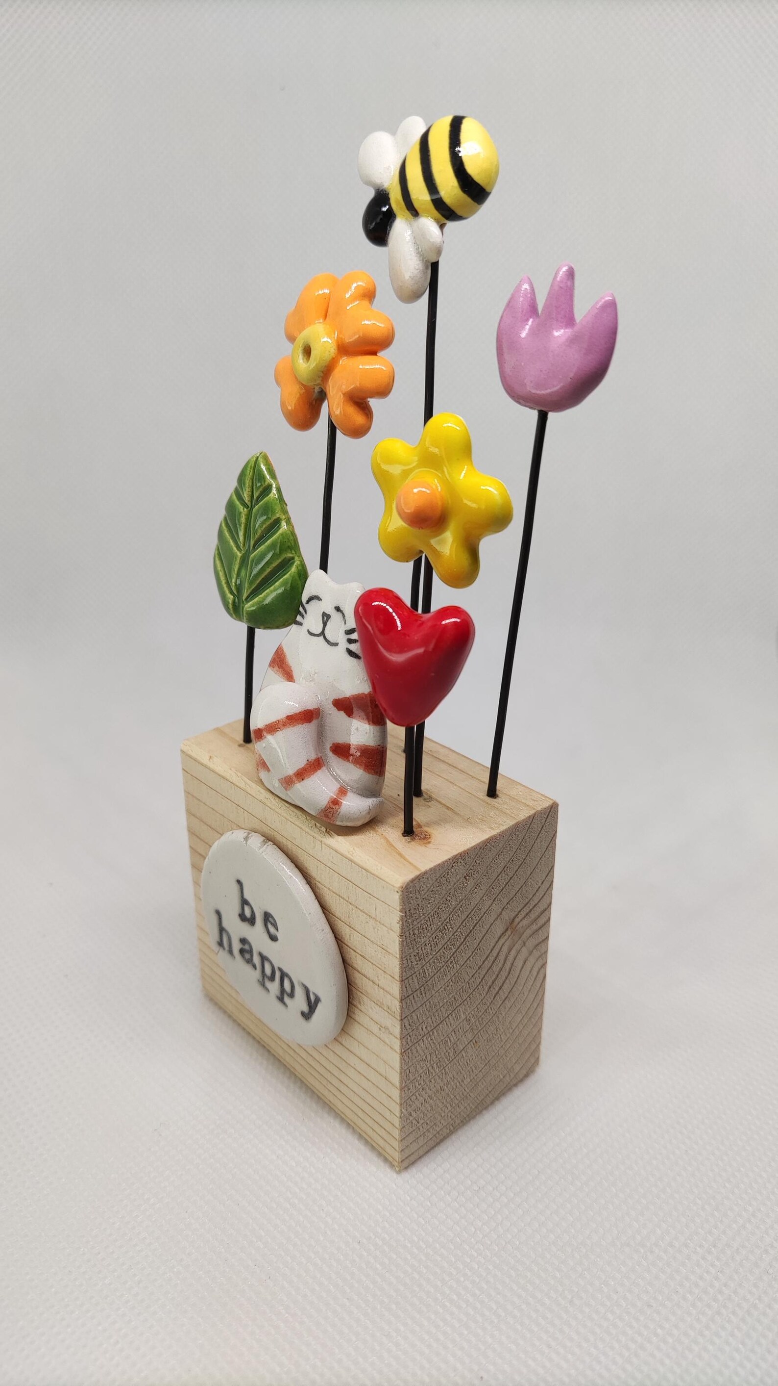Miniature Cat Flowers and Bee on Small Wooden Cube With Be Happy ...