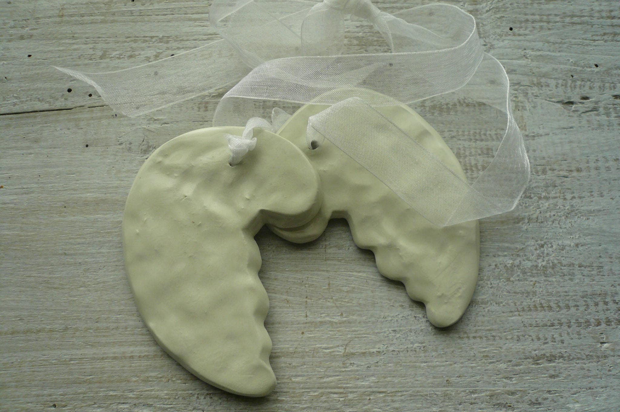 Le ali dell'angelo ali angelo in ceramica bianca decorazione natalizia ...