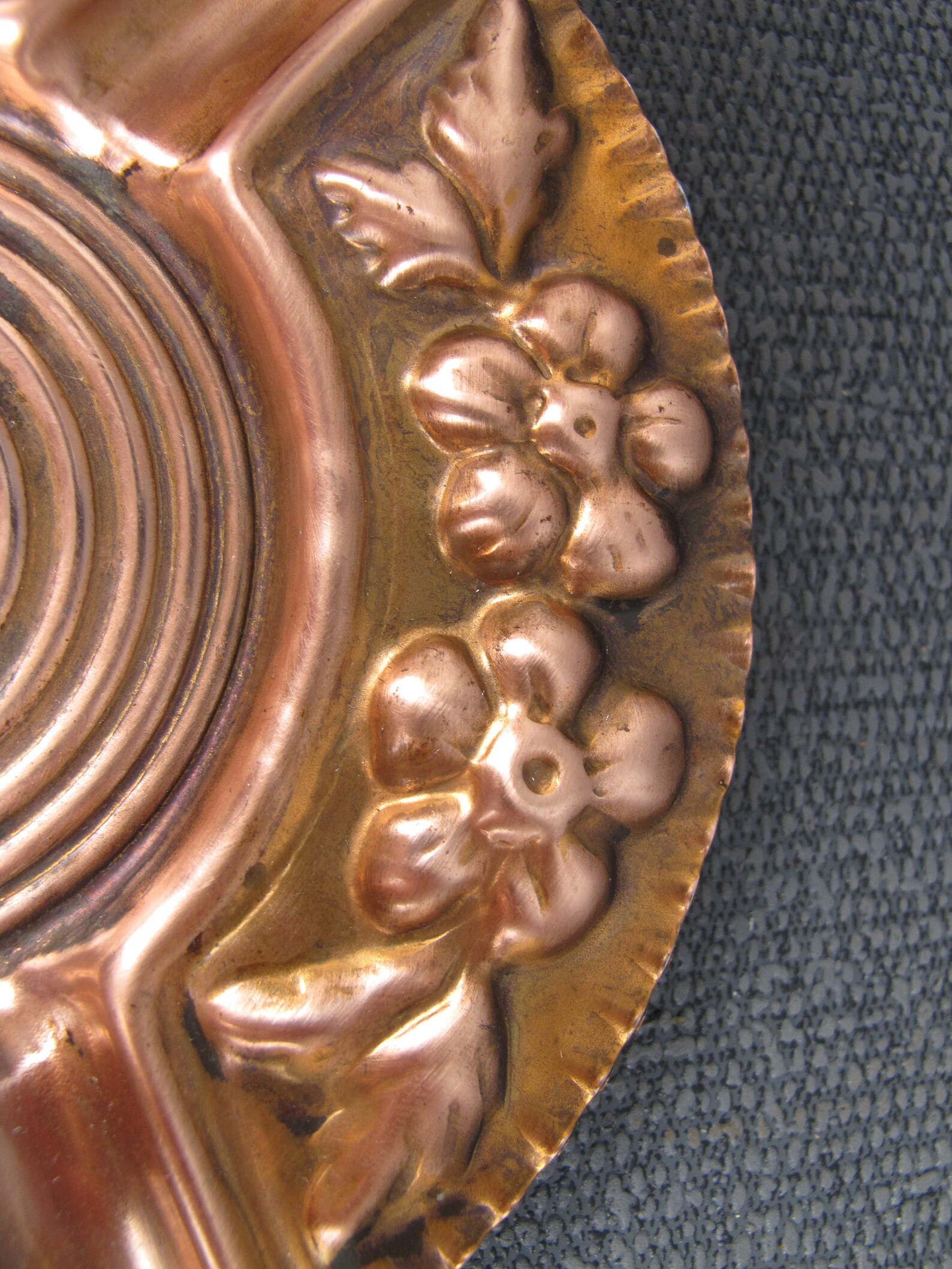 Small Round Copper Ashtray. Floral Design. Hand Made Copper - Etsy