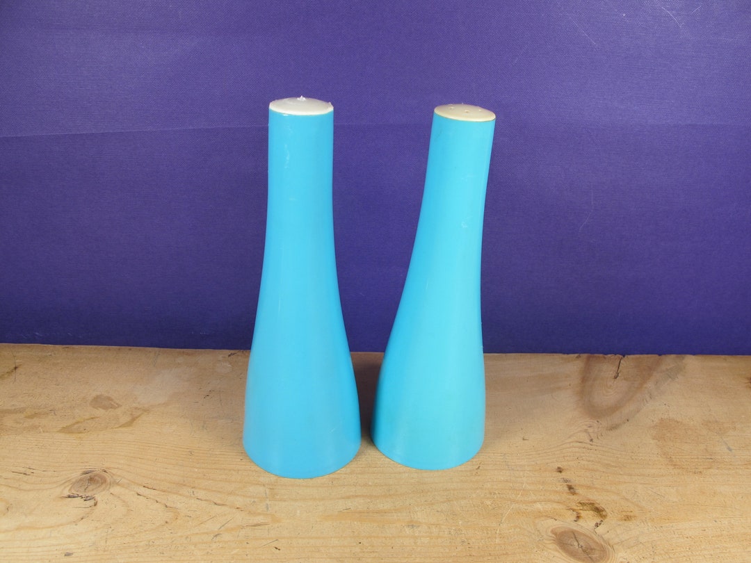 Vintage Cruet Set. Aqua Blue Plastic - Great Shape! 16cm Tall - Etsy UK