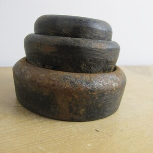 Antique Weights. Three Cast Iron Weights - 8oz, 1 Lb and 2lb. Round ...