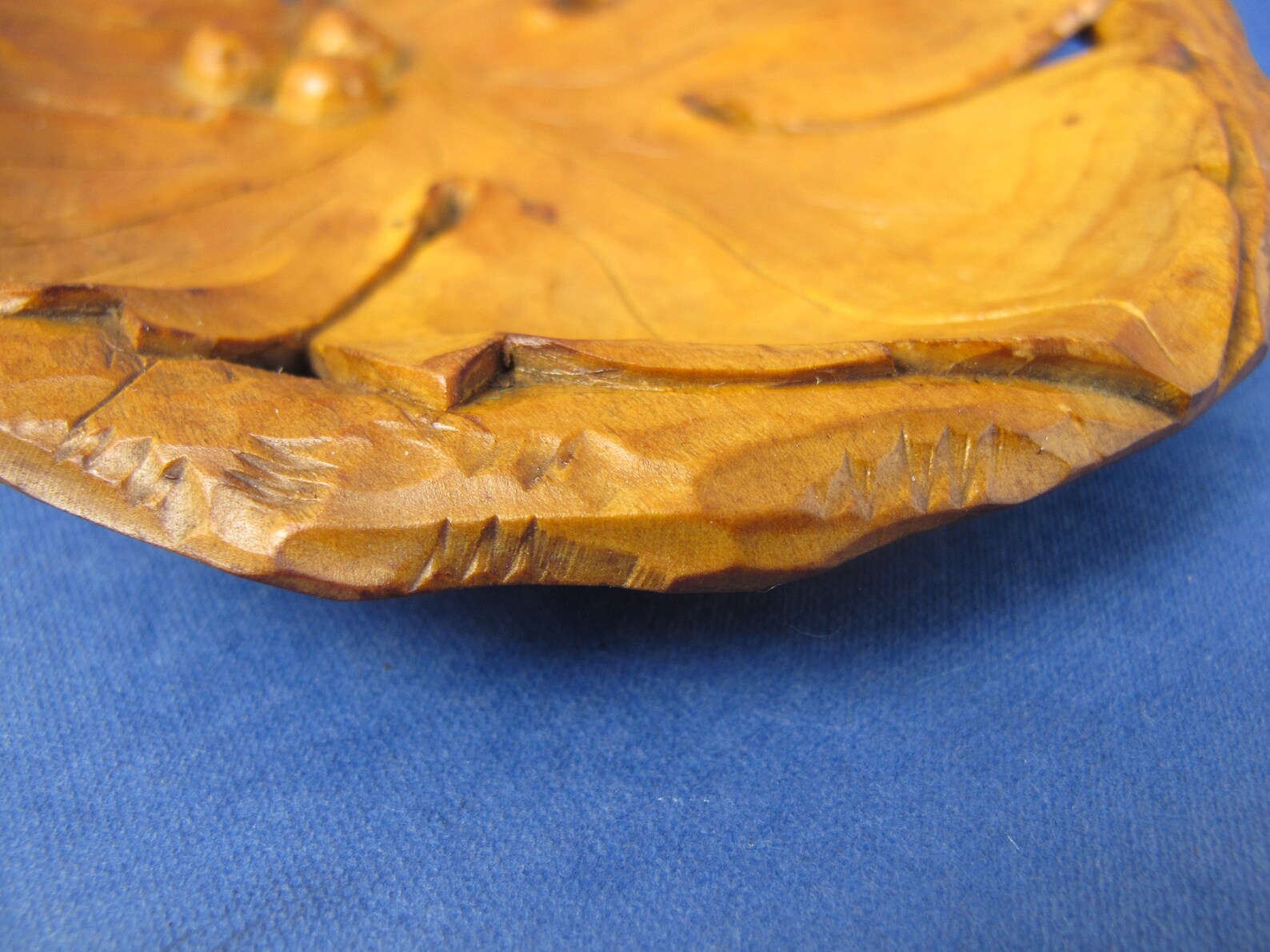 Vintage Hand Carved Shallow Wooden Leaf Shape Dish. Lovely - Etsy UK