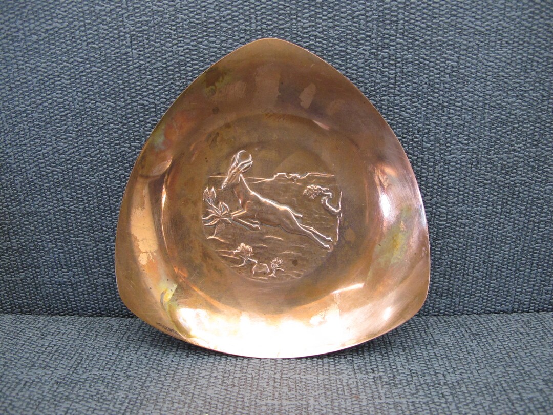 Vintage Copper Wall Hanging or Pin Dish. Triangular Shape With Lovely ...
