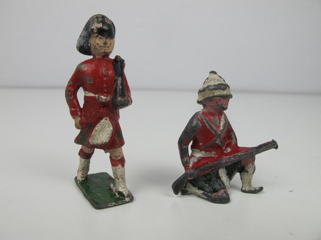 Vintage Metal Figures. Set of Two Soldiers in Kilts - Chippy Paint ...