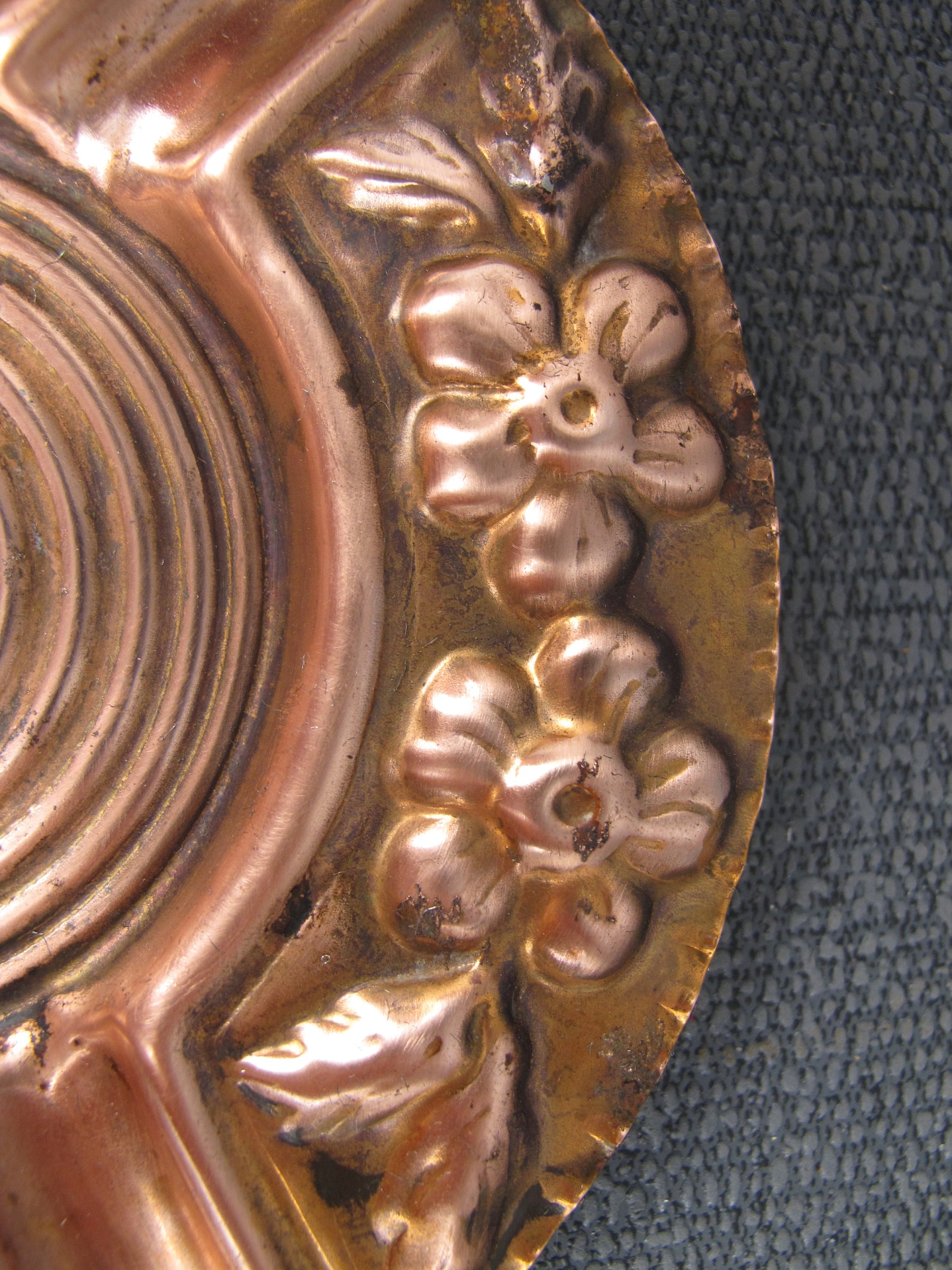 Small Round Copper Ashtray. Floral Design. Hand Made Copper - Etsy