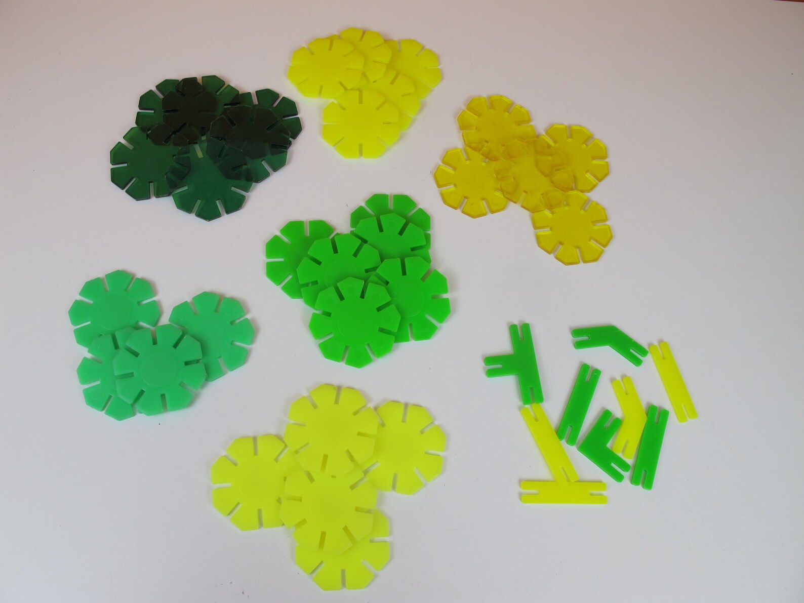 Vintage Octons. Fabulous Bright Greens - Translucent and Opaque. Build ...