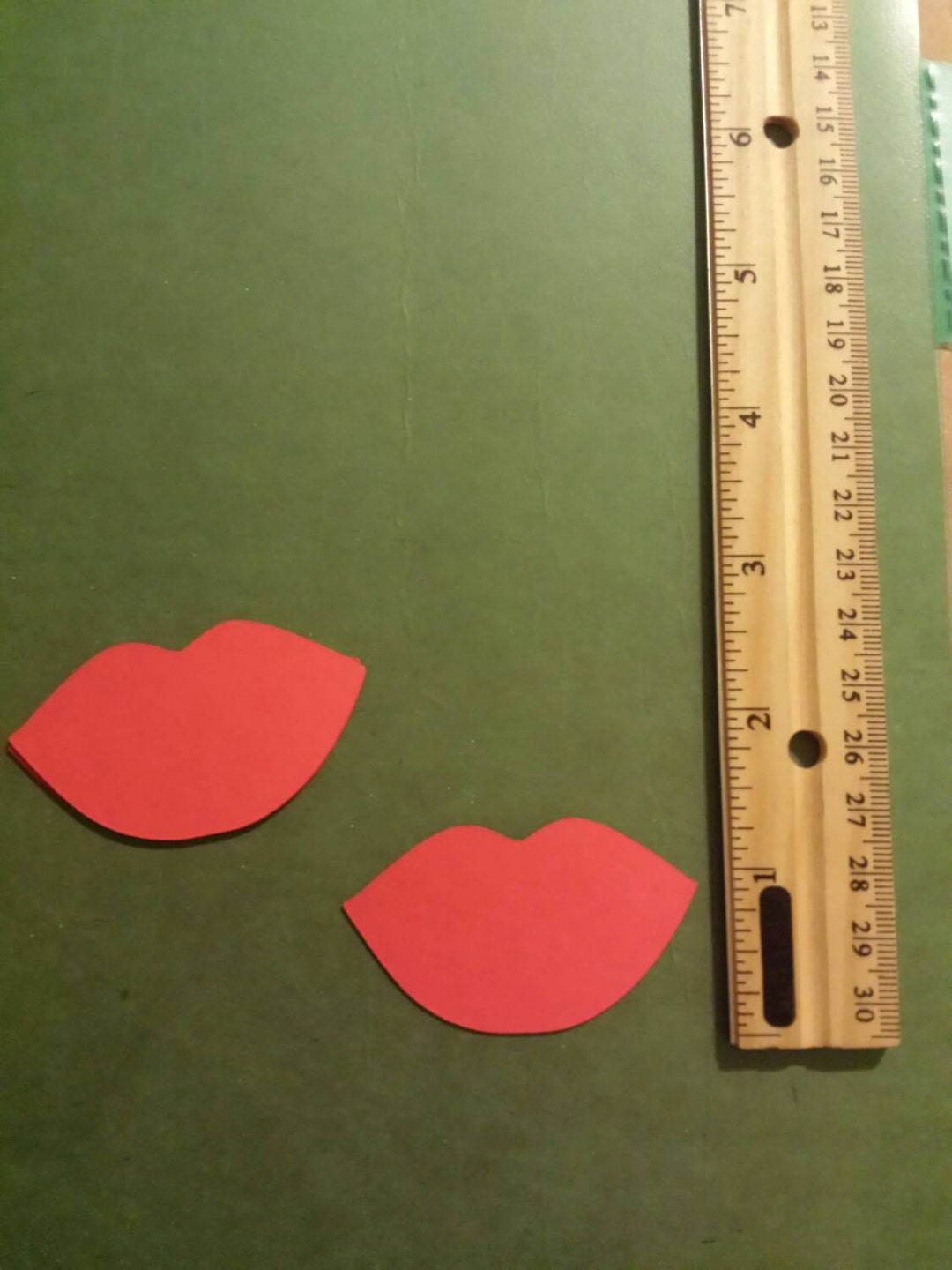 30 Red Lip Die Cuts - Etsy