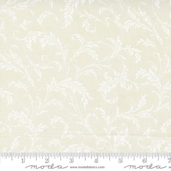 Poinsettia Plaza Fabric by 3 Sisters for Moda Fabrics. 108003 - Etsy