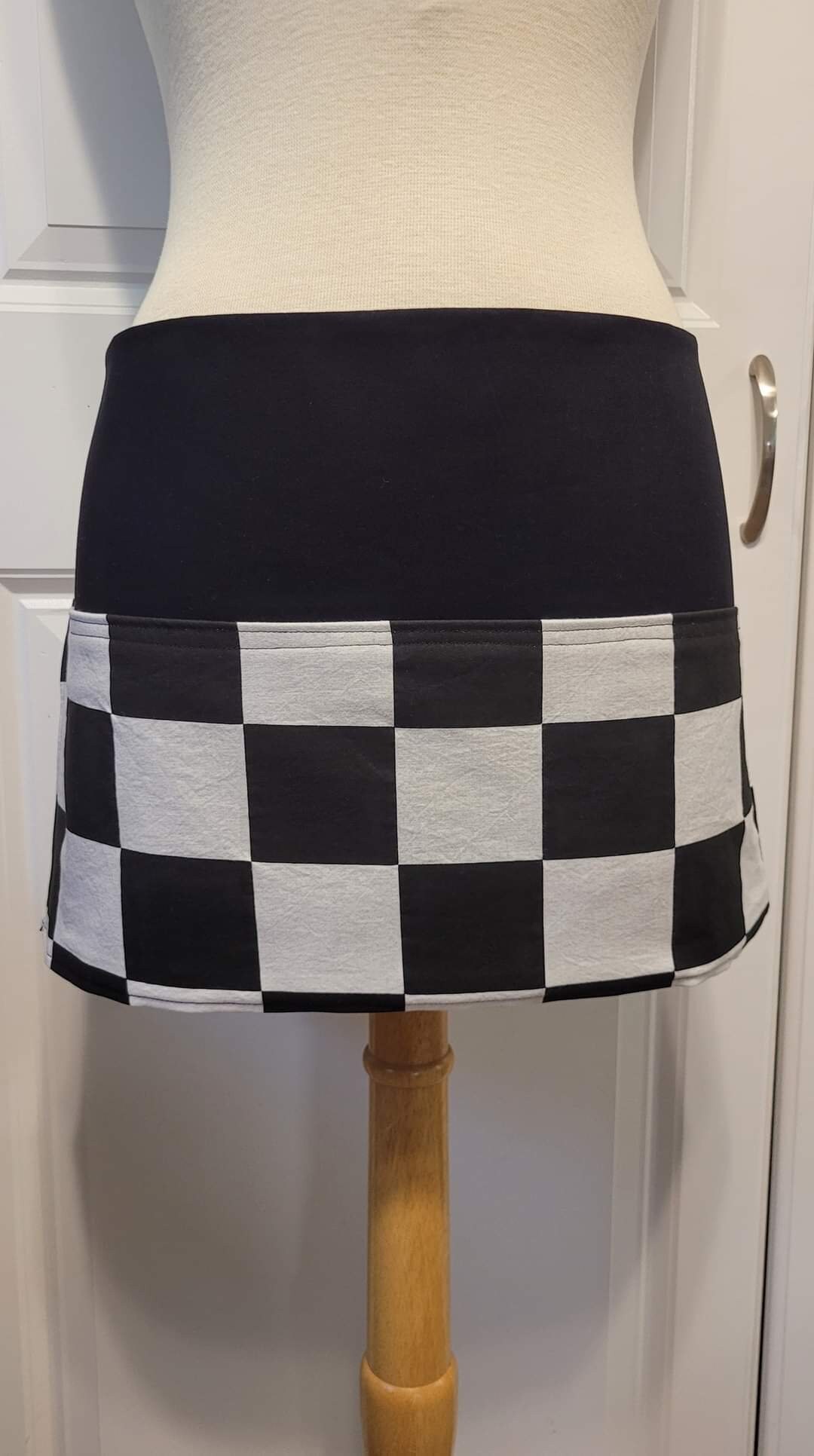 3 Pocket Apron With Adjustable Belt and Buckle. Perfect for Servers ...