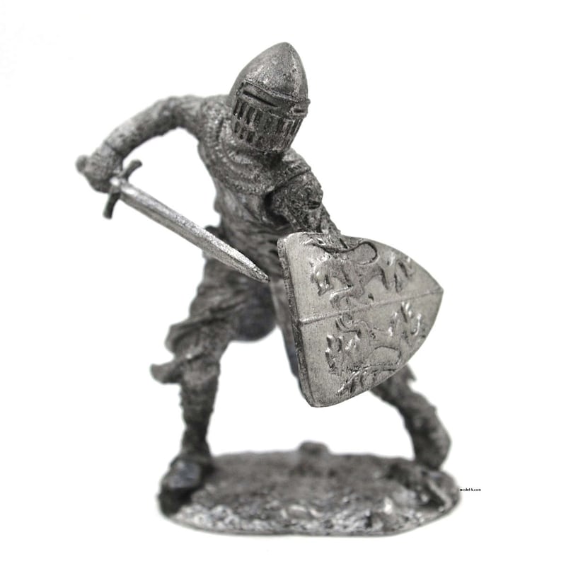Small Metal Knight Figure - Etsy