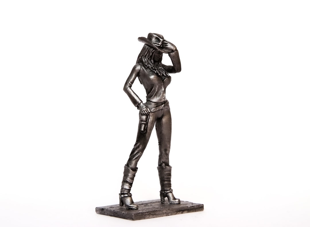 Tin 54mm Cowboy Girl 1:32 Wild West PEWTER MINIATURE COWGIRL - Etsy