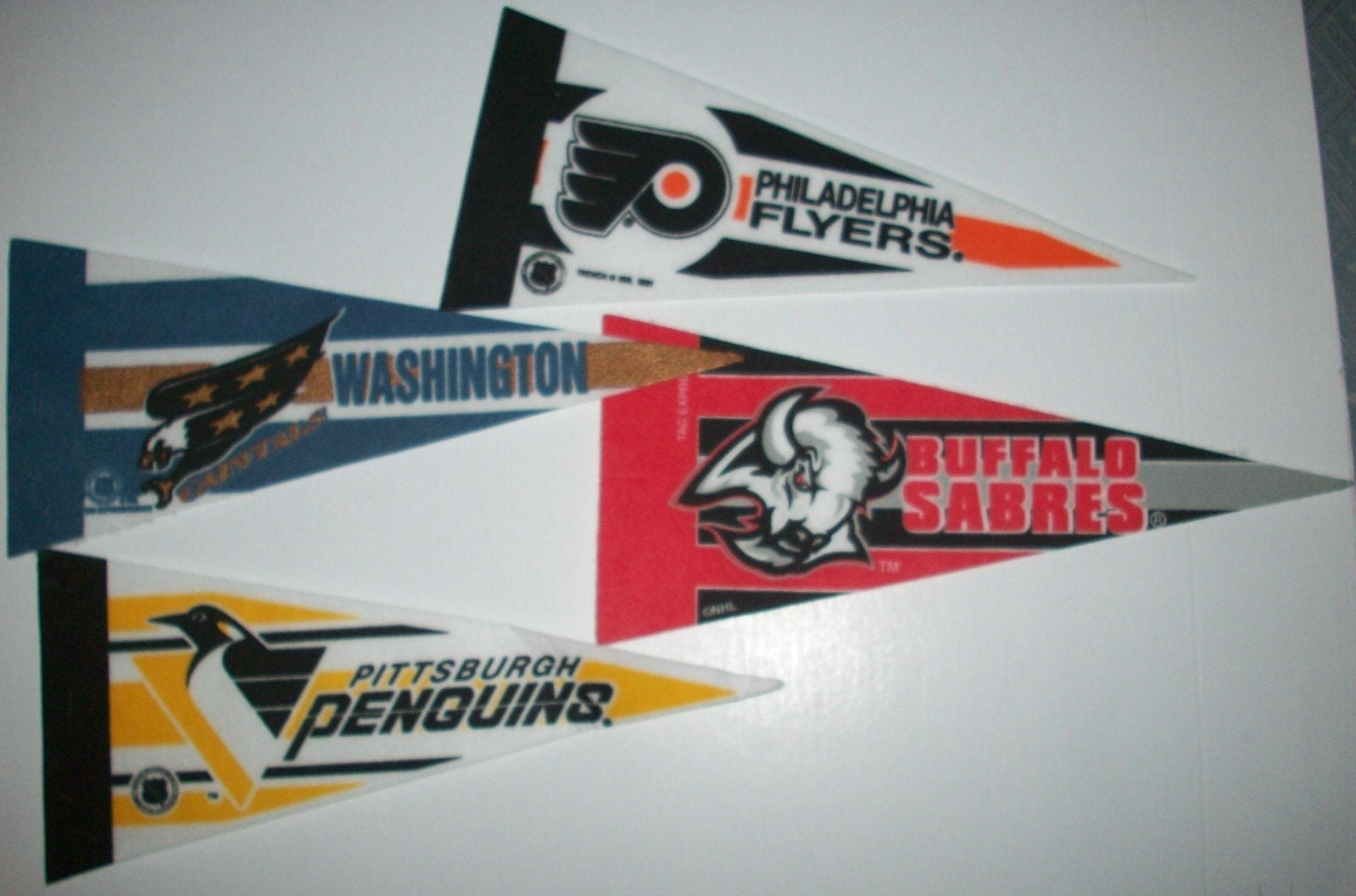 90s NHL Mini Pennants Eastern Conference Set of 13 4x9 Hockey Pennants ...