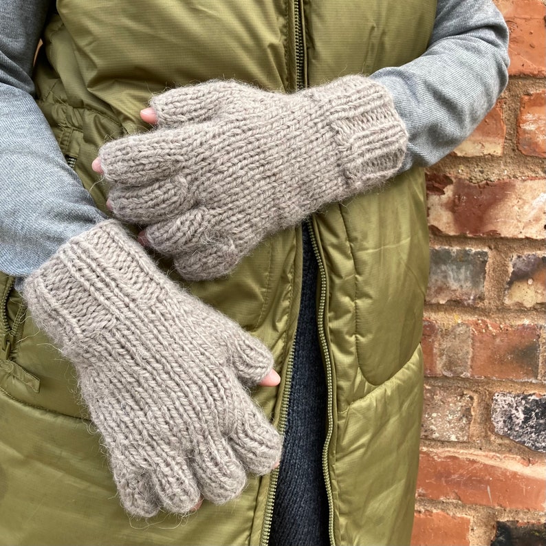 Short Finger Glove Knitting Pattern Instant Download Unisex - Etsy