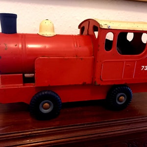 Vintage 50's Large Tri-ang Puff Puff Pull Train 7300 - Etsy